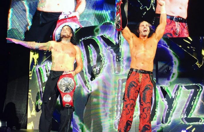 4/14 WWE Live Results: Providence, Rhode Island (Reigns, The Hardy Boyz ...