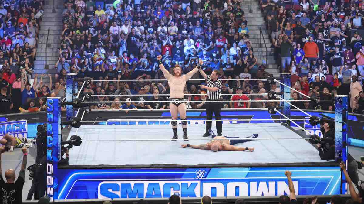 WWE SmackDown viewership tops over 2.5 million in the overnight ratings ...
