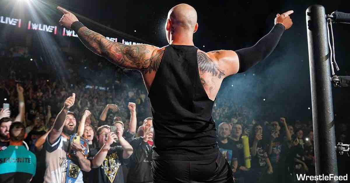 Video: Fans in Paris go crazy after WWE Superstar's losing streak comes ...
