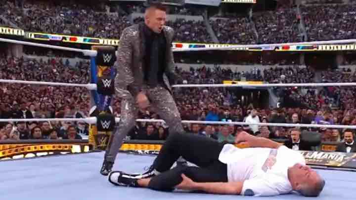 Shane McMahon tears his quad in impromptu match at WrestleMania 39 ...