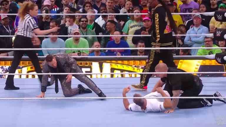 Shane McMahon returns at WrestleMania 39 Sunday, suffers injury to his ...