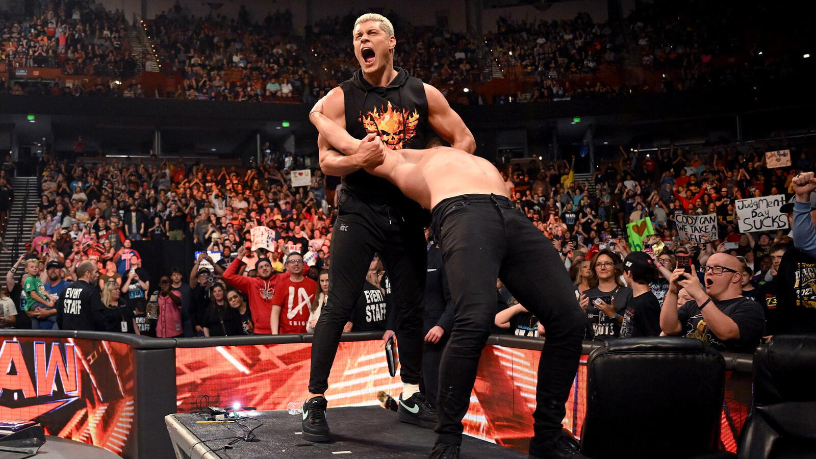 WWE Raw Results - 10/30/23 (Seth "Freakin" Rollins vs. JD McDonagh ...