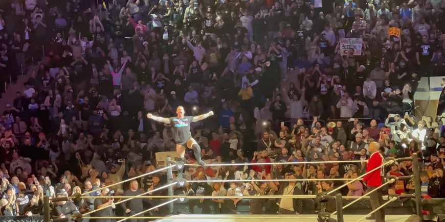 CM Punk wrestles his first match in WWE since 2014 - WWE News, WWE ...
