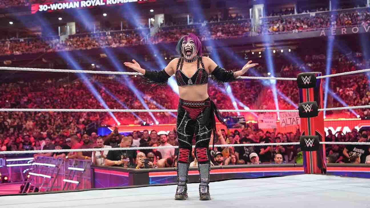 WWE Superstar Asuka says she received treatment on her knee - WWE News ...