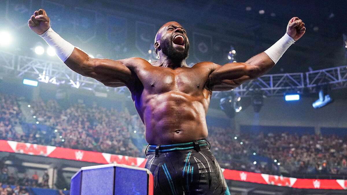 Apollo Crews gives update after sustaining injury on WWE SmackDown ...