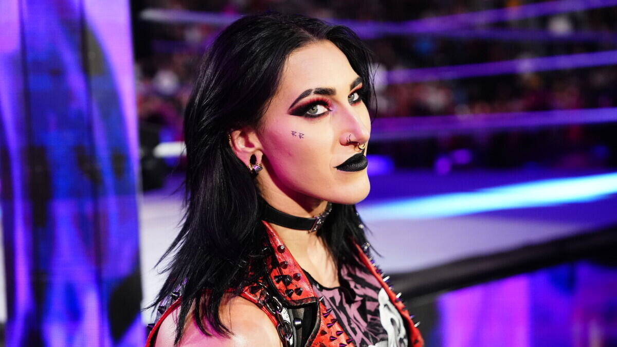 Rhea Ripley braves the 'Cold' in interview with Kevin Hart - WWE News ...