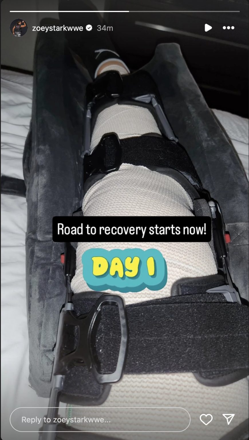 Zoey Stark starts the road to recovery after knee injury on WWE Raw ...